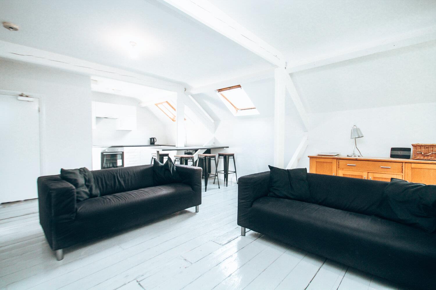 Flass House Upper, Waddington Street, Durham – Robinsons